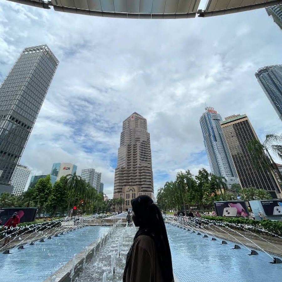 INTAN SURAYA - YouTube