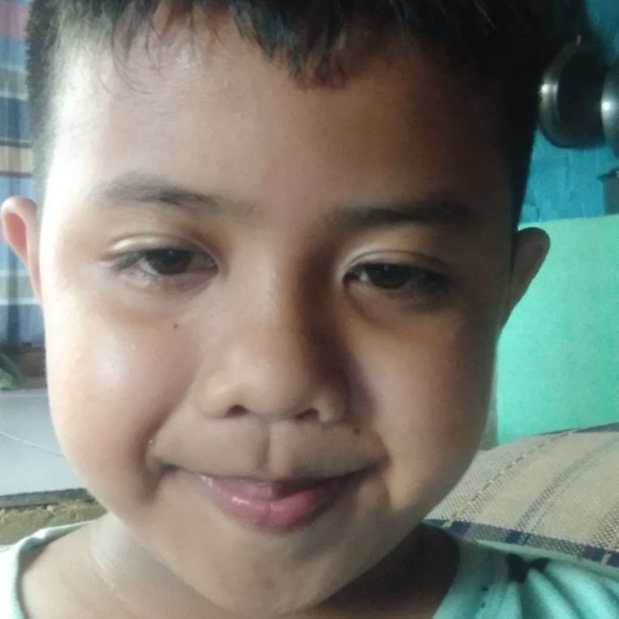 axel james espino - YouTube