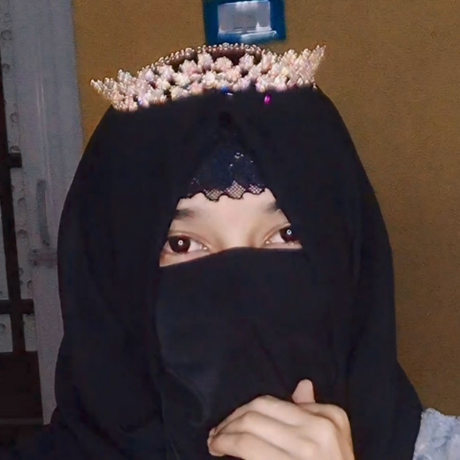 Picku Queen - YouTube