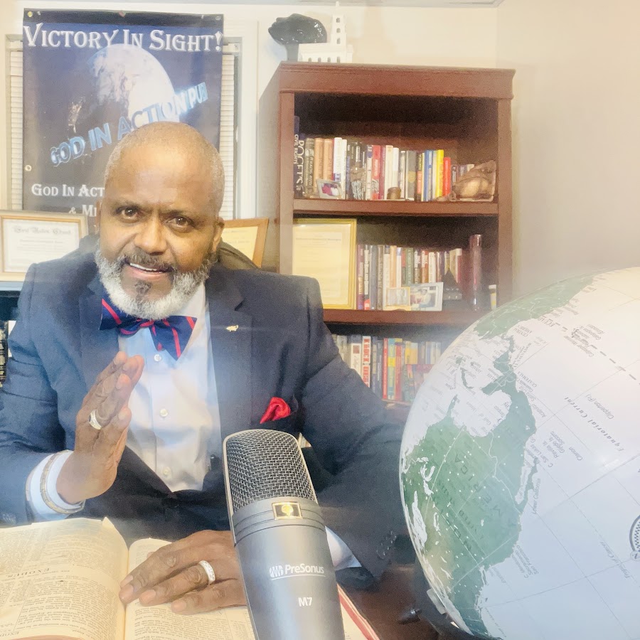 Rev. Christopher Ervin - YouTube Rev. Christopher Ervin - YouTube