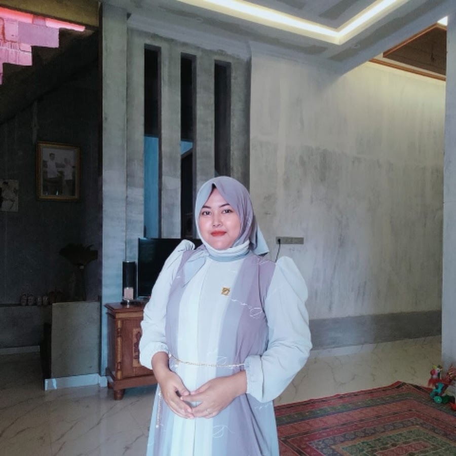 Dwi susanti - YouTube