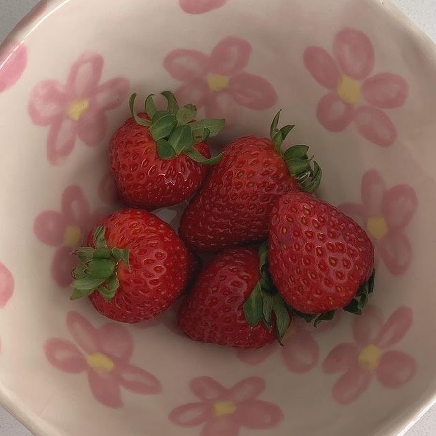 strawberry mallows - YouTube