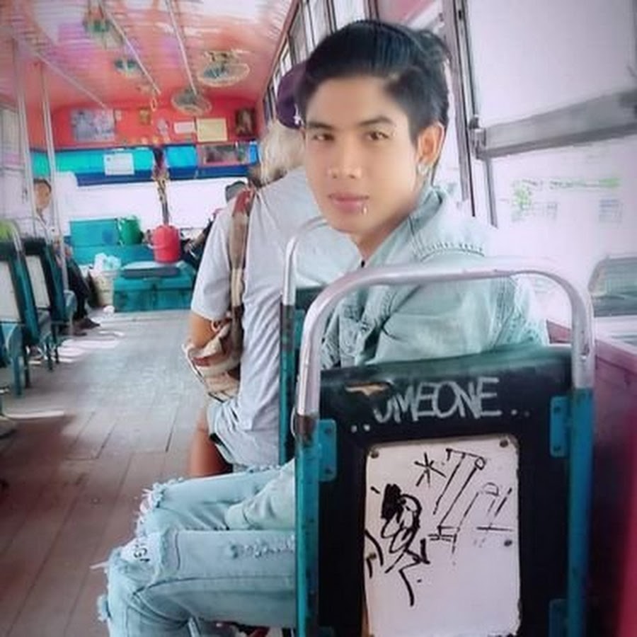 Mc Soe Moe Aung - YouTube