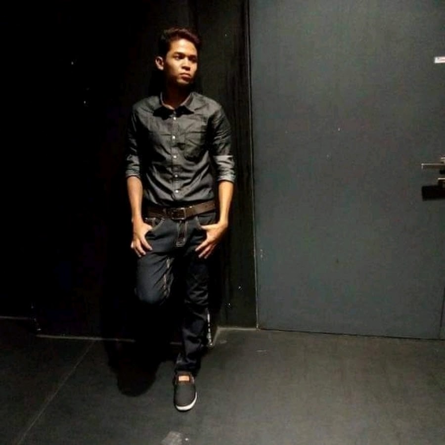 waiyan tun - YouTube