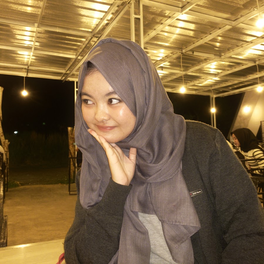 davina zsy - YouTube