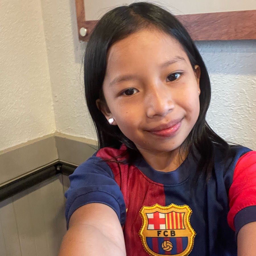 Angie reyes - YouTube