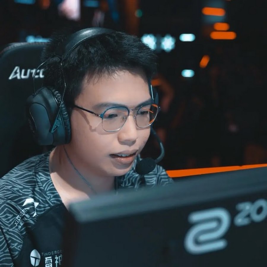 TEC.TvirusLuke - YouTube