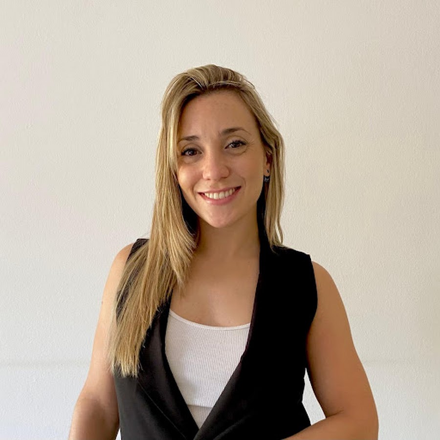 Flor Lopez - YouTube