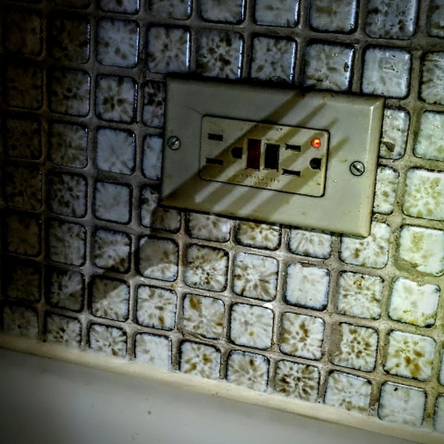 Unplugged Outlet - YouTube