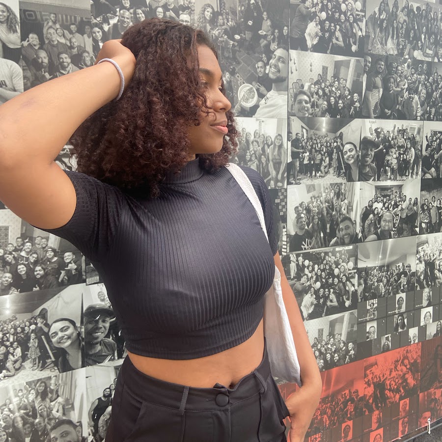 Anna moura - YouTube