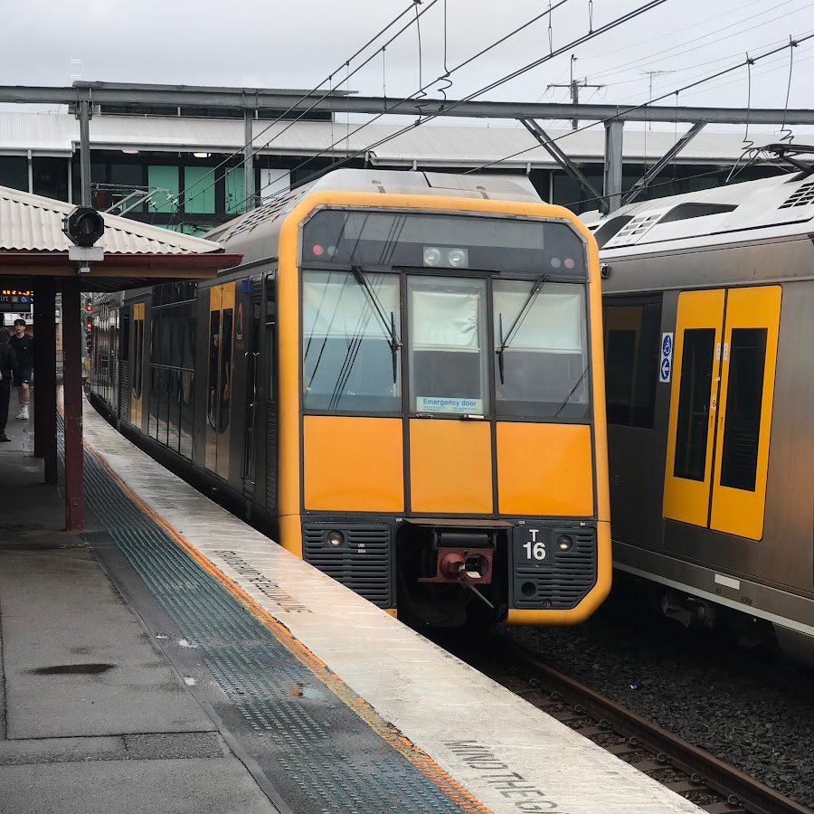 Trains for Sydney - YouTube