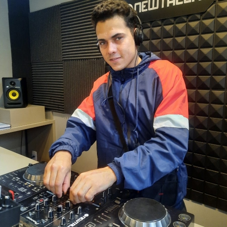 denner_musicdj - YouTube