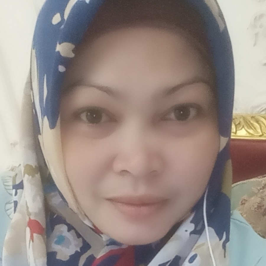 Yolly Sand - YouTube