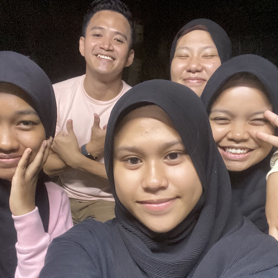 Naisha Asyfa - YouTube