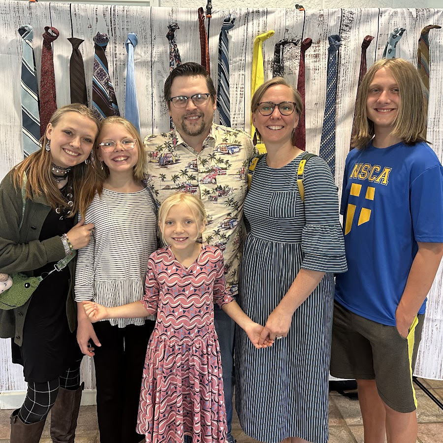 Underhill Family - YouTube