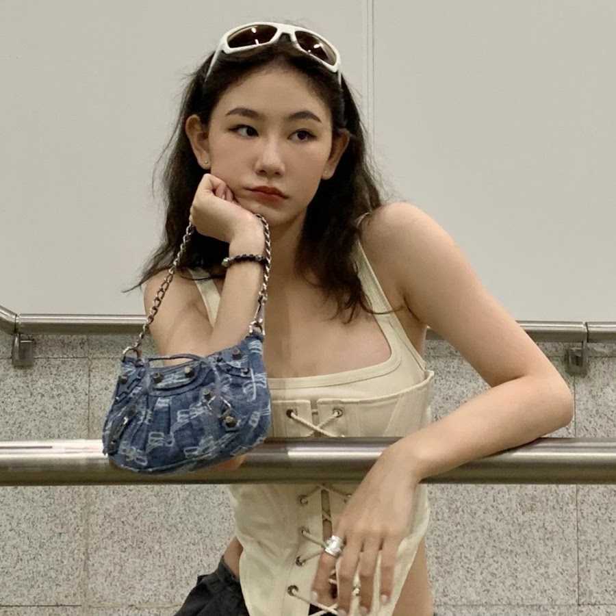 Rainy Vlog - YouTube