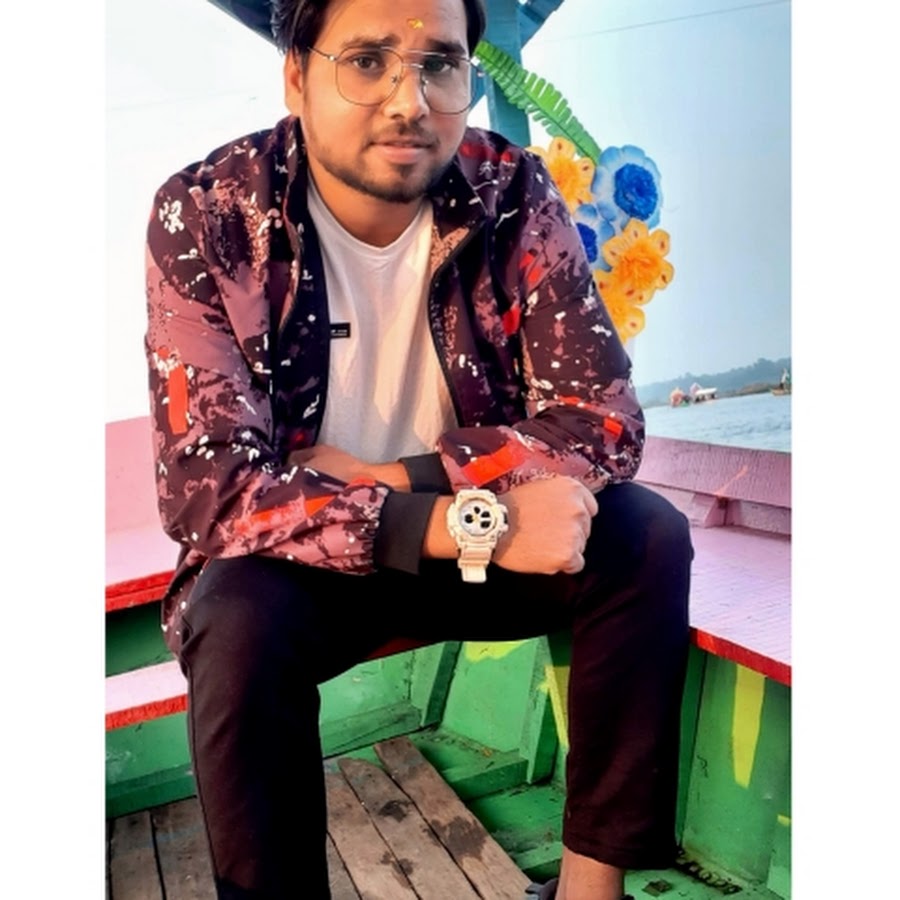 The Reaction Entertainment - YouTube