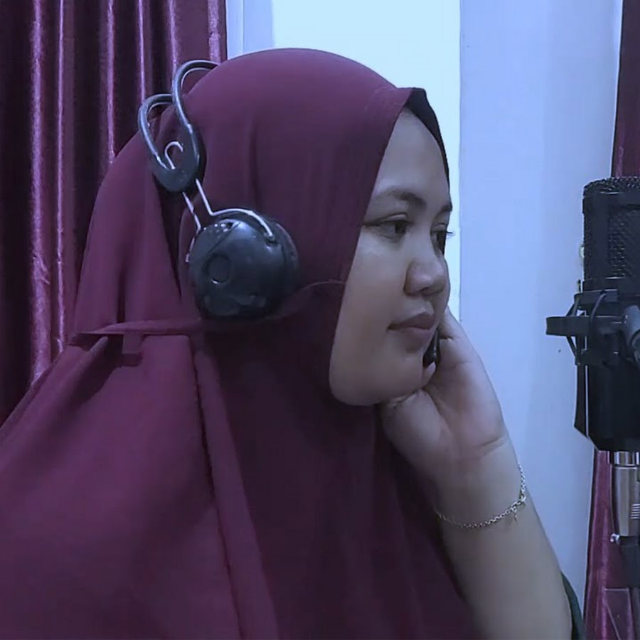 ENA FARIKA - YouTube