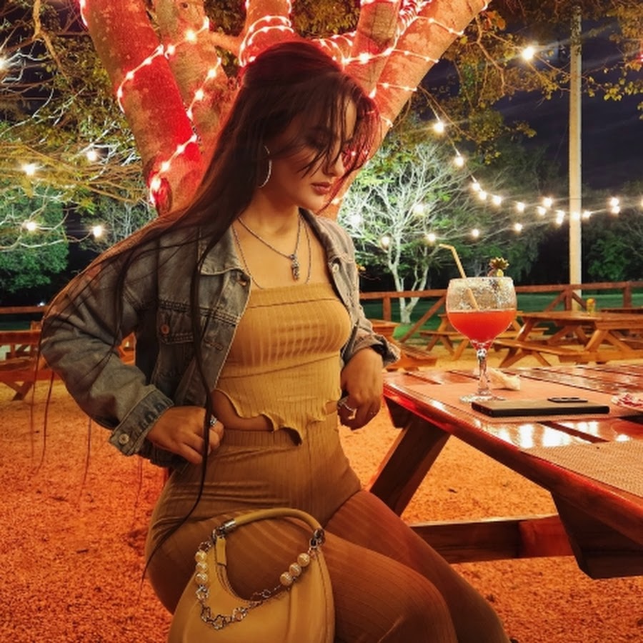 Leira Yubero - YouTube