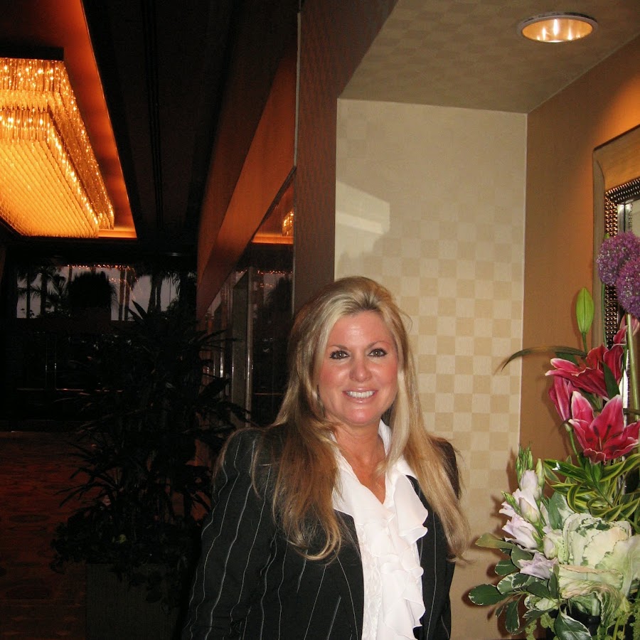 AGIKgqMX-R2tZDJDQKwE4Ao3OmDMW_f29W5GglxHMsPyPA=s900-c-k-c0x00ffffff-no-rj