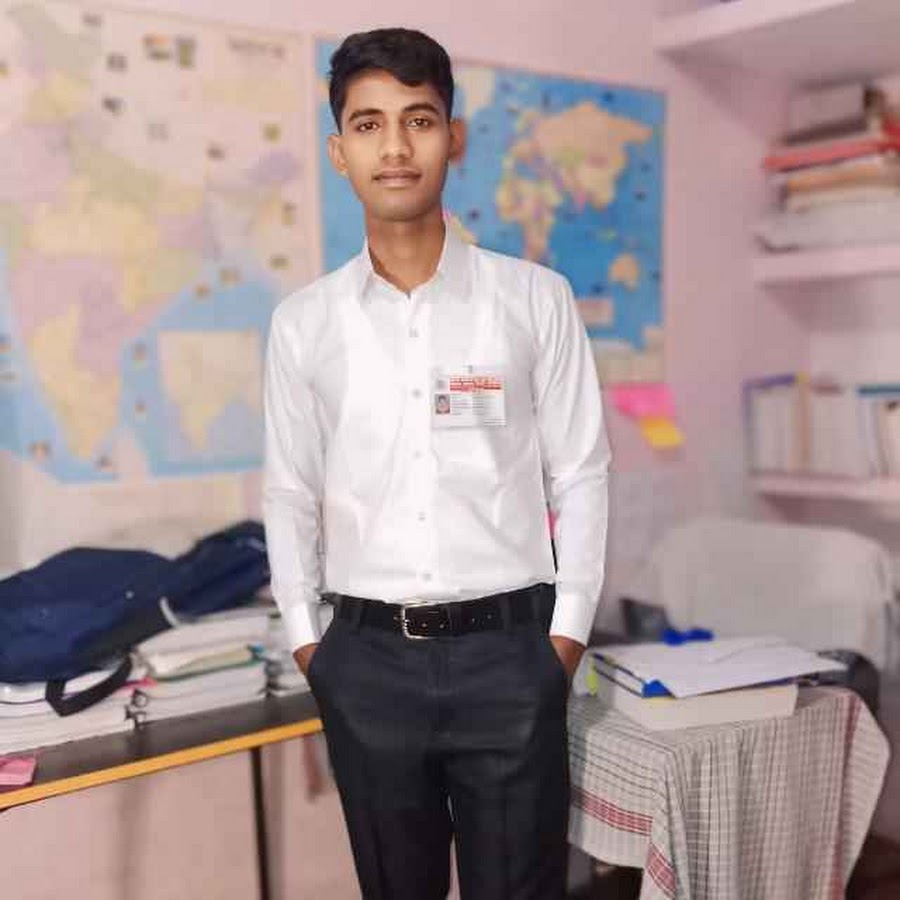 AGIKgqM_r_KWAfRwkPySm8Vl5N4vOPicQWO2SutqL2mROw=s900-c-k-c0x00ffffff-no-rj