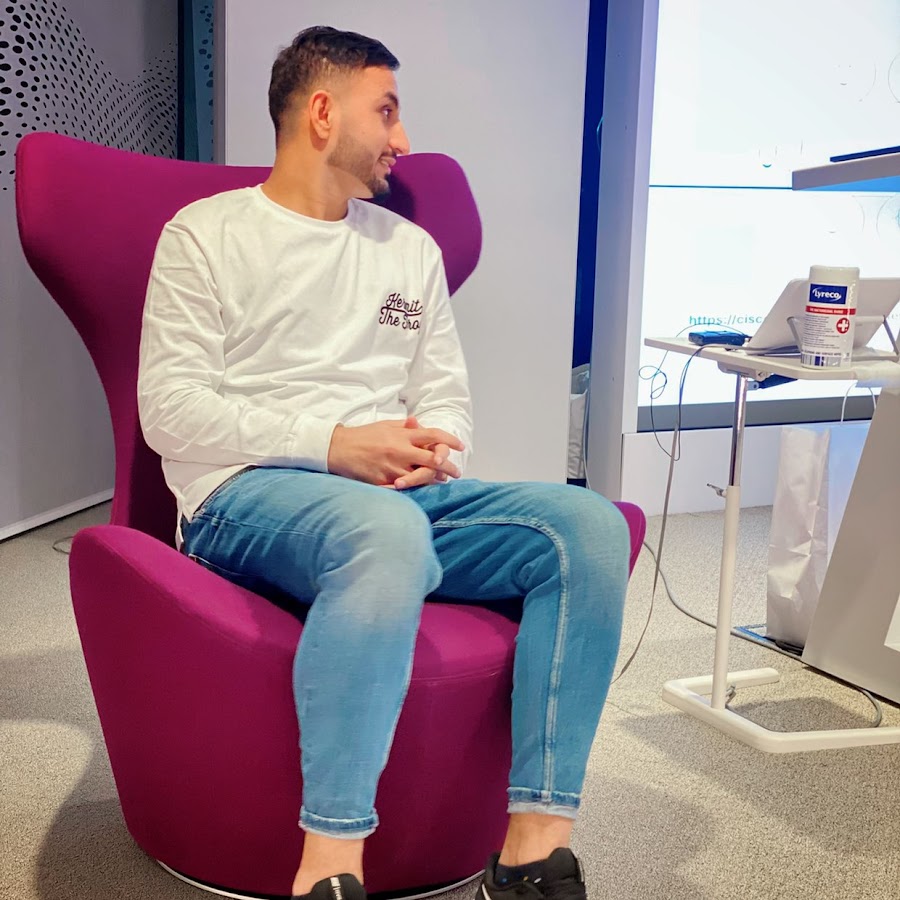 AGIKgqNjxN65aCphEbO2L8dUfR-Bi2lERFcpMns4Z1WUMA=s900-c-k-c0x00ffffff-no-rj