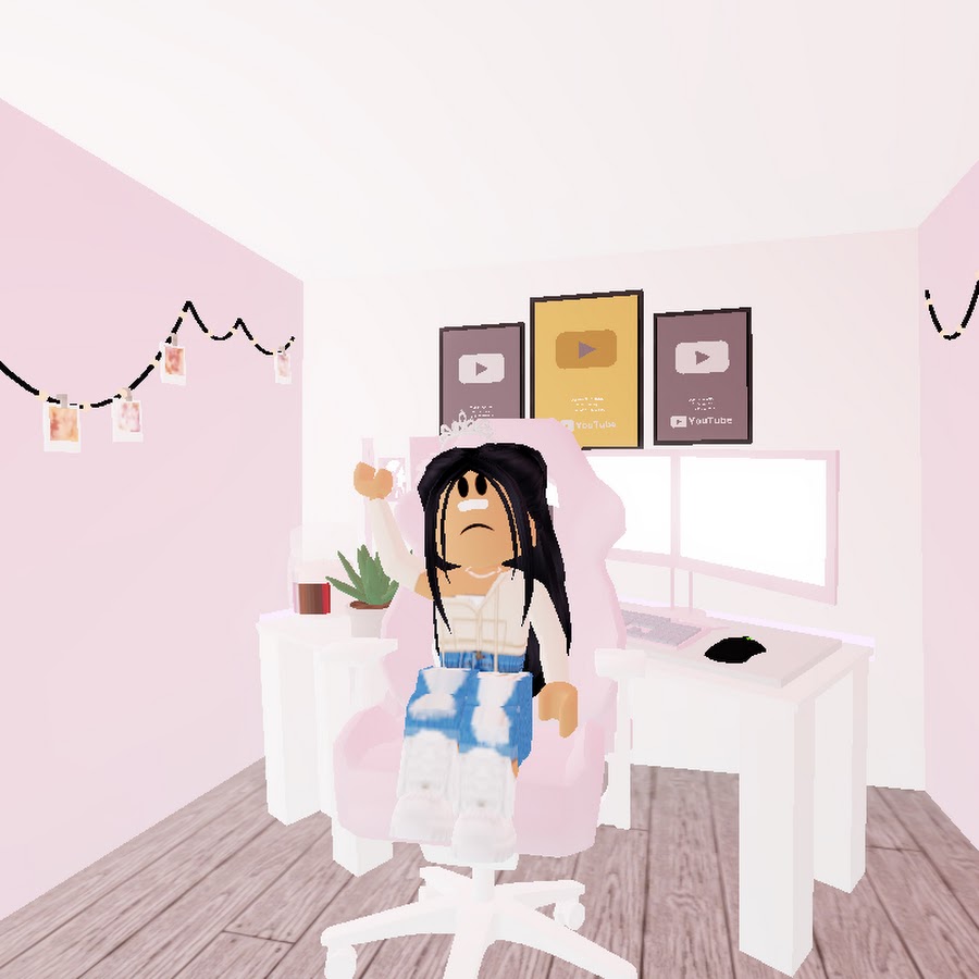 bella playz - YouTube