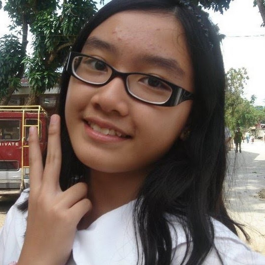 Gen Flores - YouTube