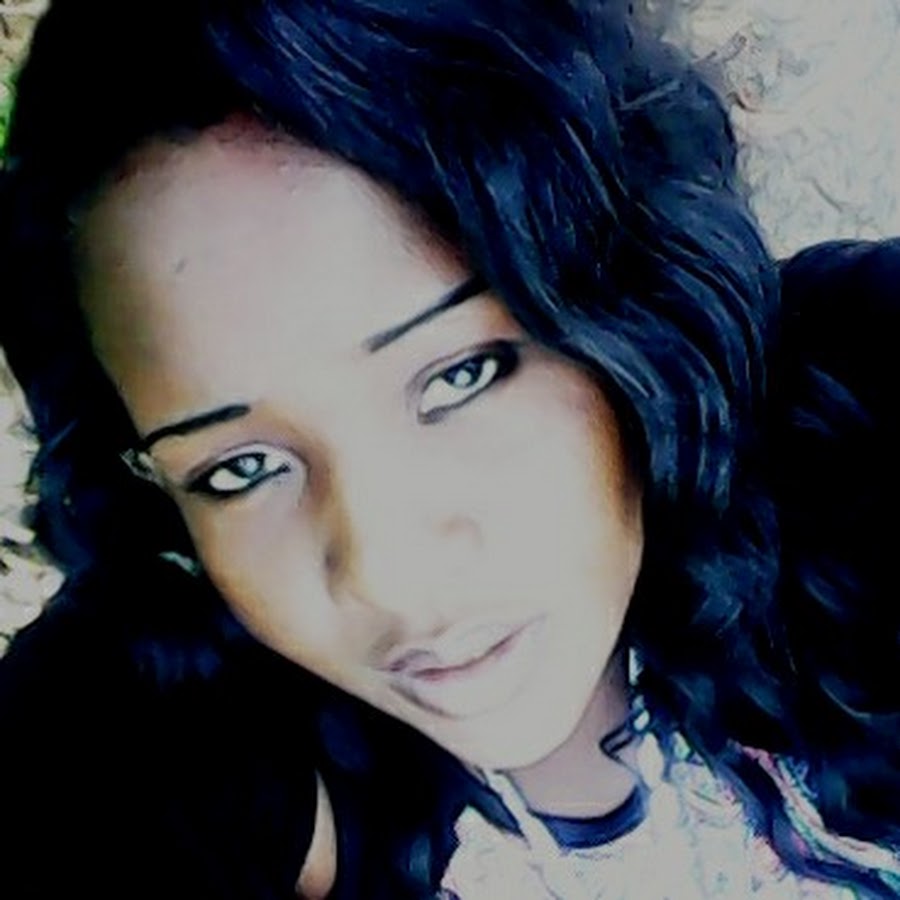 Sashi SS (Sexxy Sashi) - YouTube