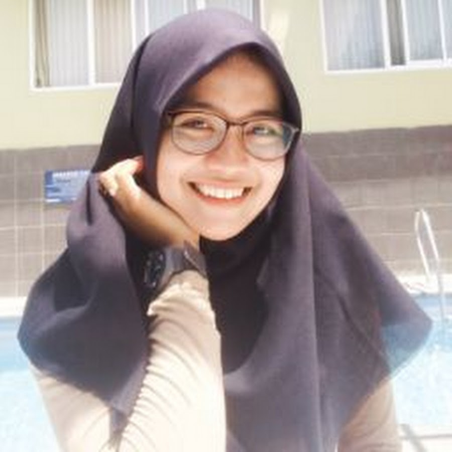 Elfina Ida Aroda - YouTube