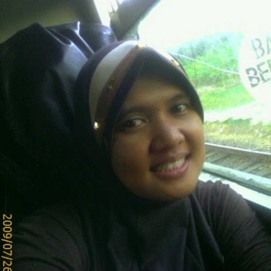 Eka Fitri Novita Sari - YouTube