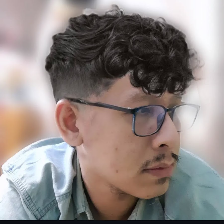 Ko Sai Manga Artist - YouTube