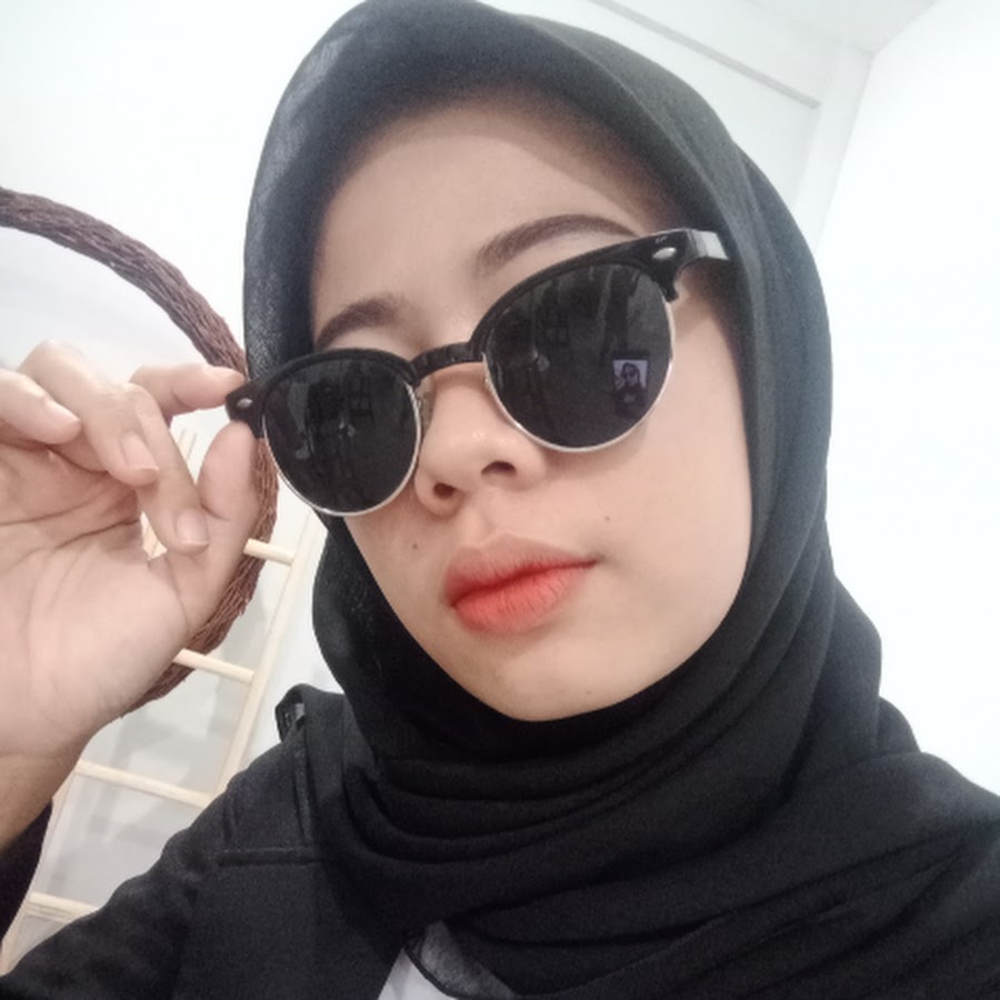 Kiki Norma Yunita - YouTube