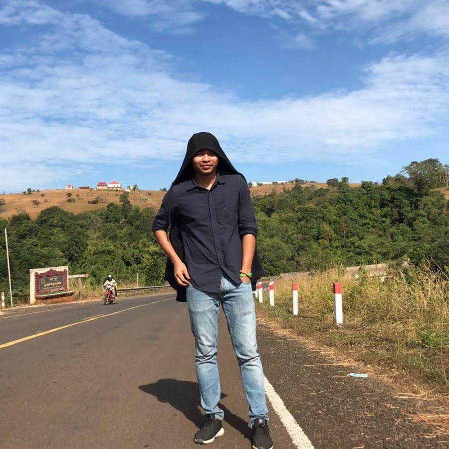 Bunthorn Un - YouTube