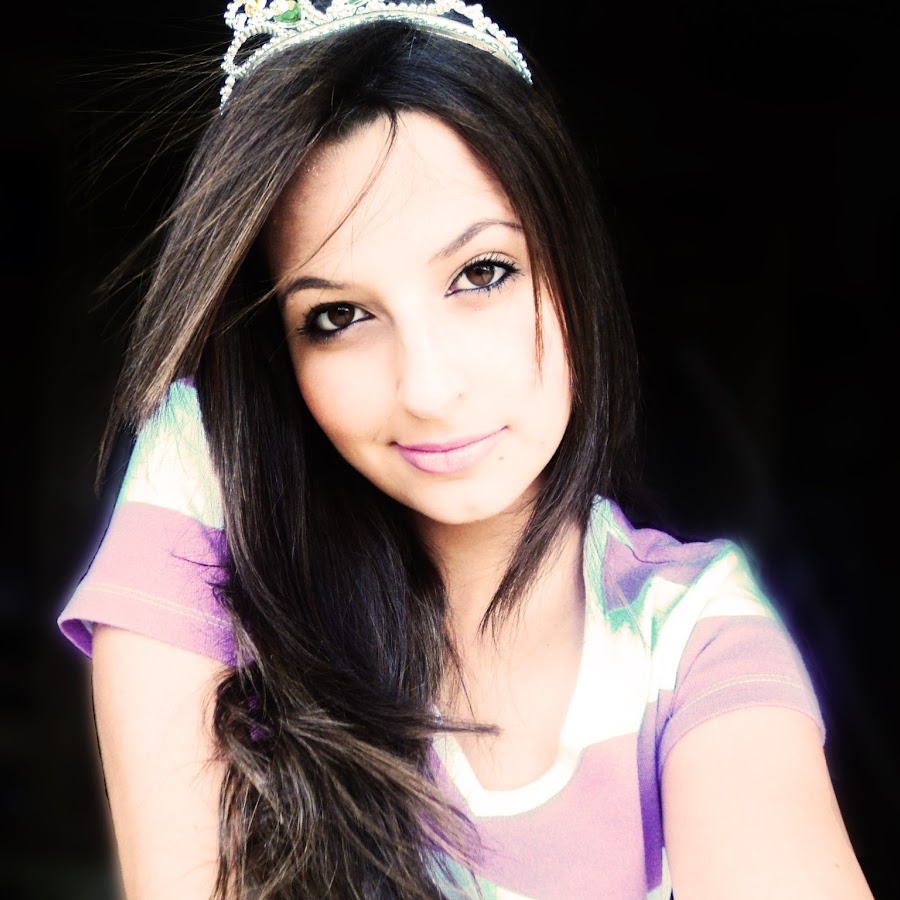 Fernanda Caroline - YouTube