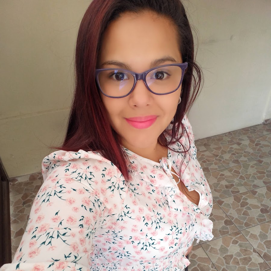 Stephanny Hernández Gut - YouTube