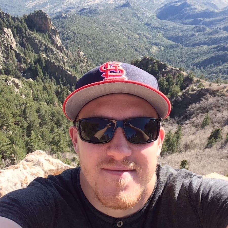 AIdro_kSAgf5t-i7Why4aTTNz-ypmrSFfakd6O2xbWayMA=s900-c-k-c0x00ffffff-no-rj