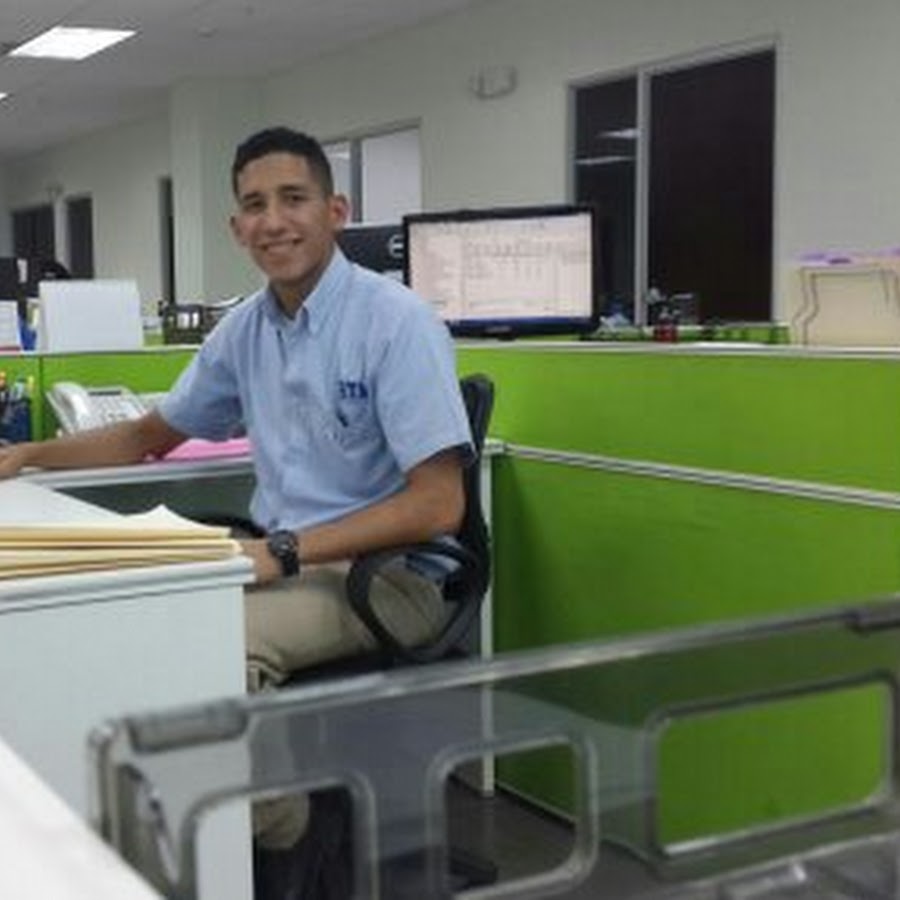 Moisés Bonilla - YouTube