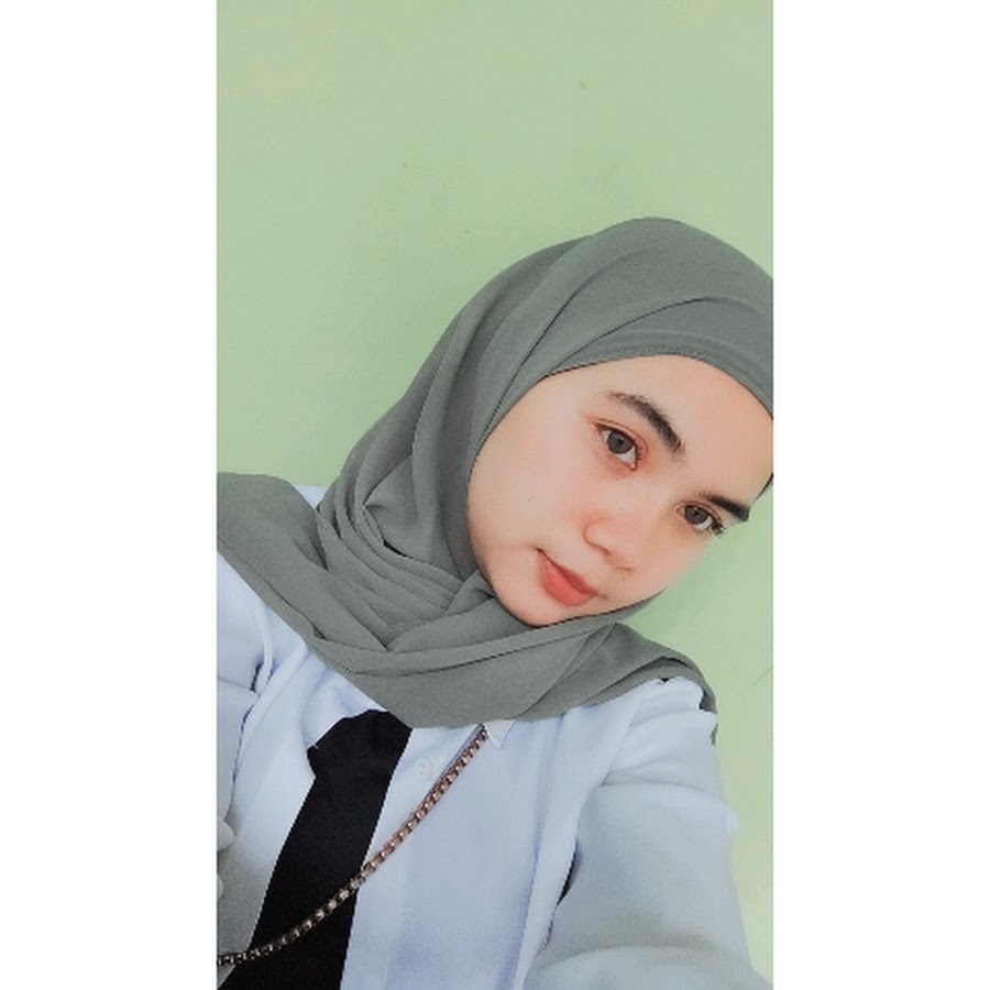 Tika Siti Kartika - YouTube