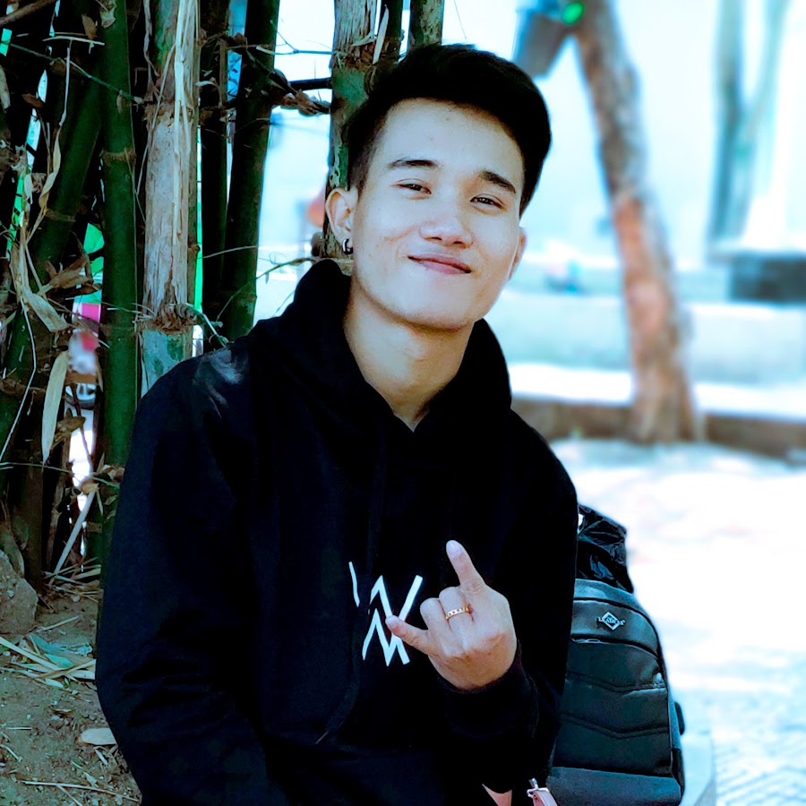 Win Myo Aung - YouTube