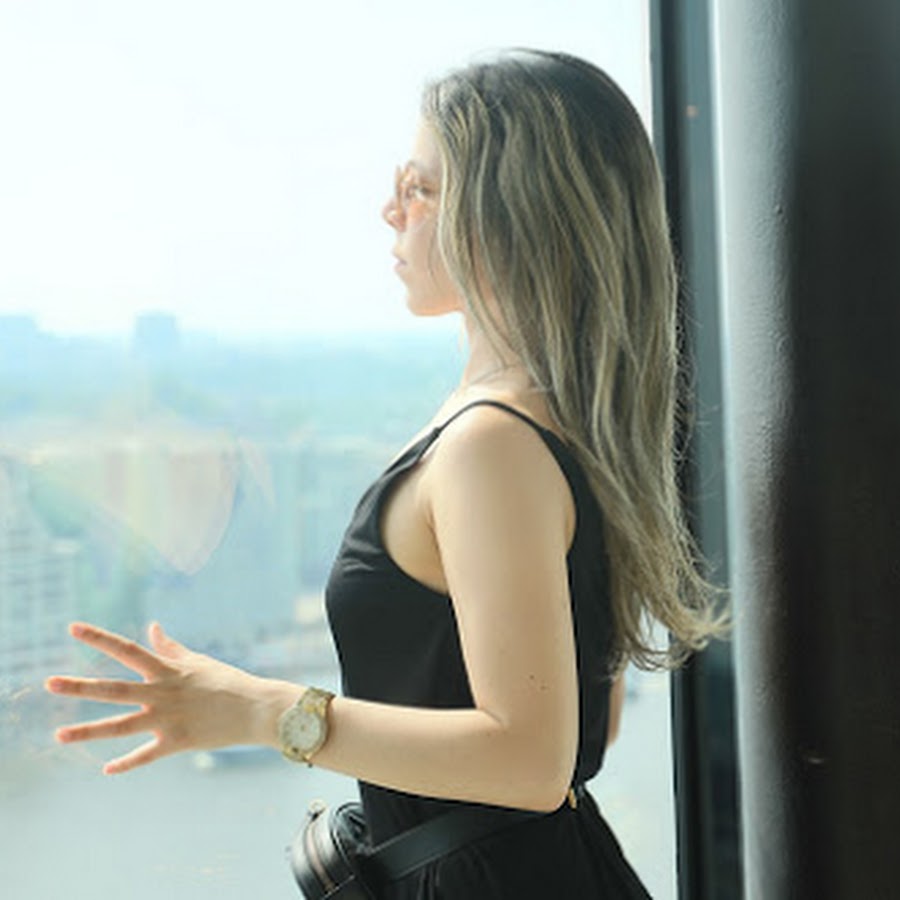 Ellen Alvez - YouTube