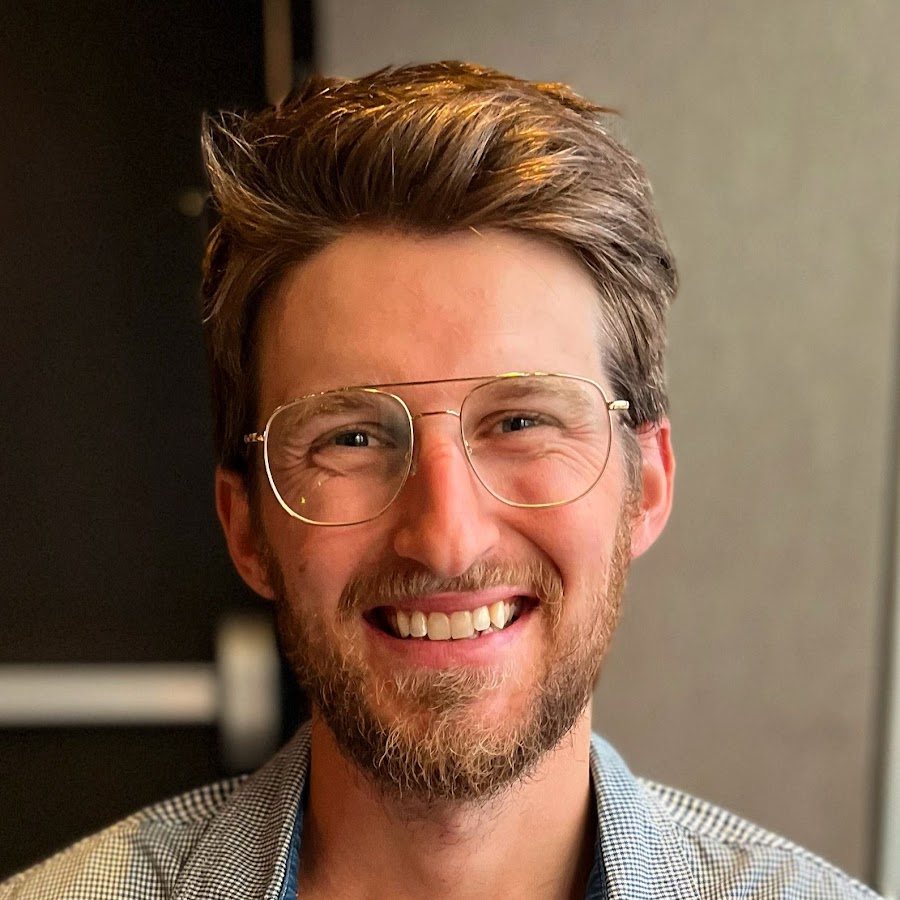 Adrien Benson - YouTube