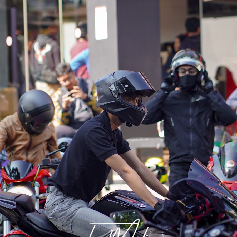 Rhizky Garabitha Mezi - YouTube