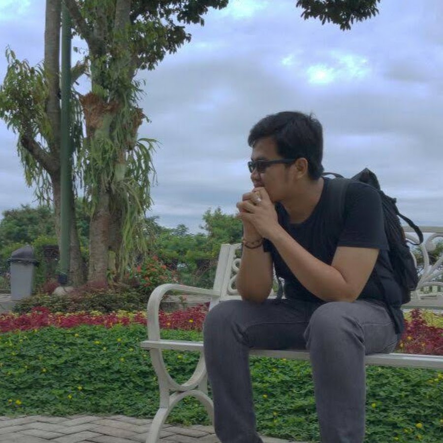 Fery Fadly - YouTube