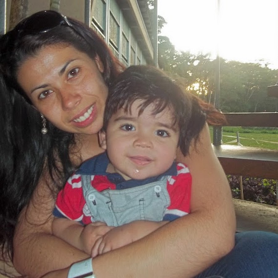 Vanessa Rocha - YouTube