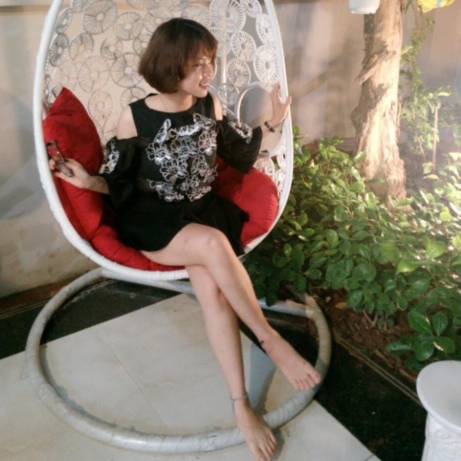 Hang Thu Duong - YouTube