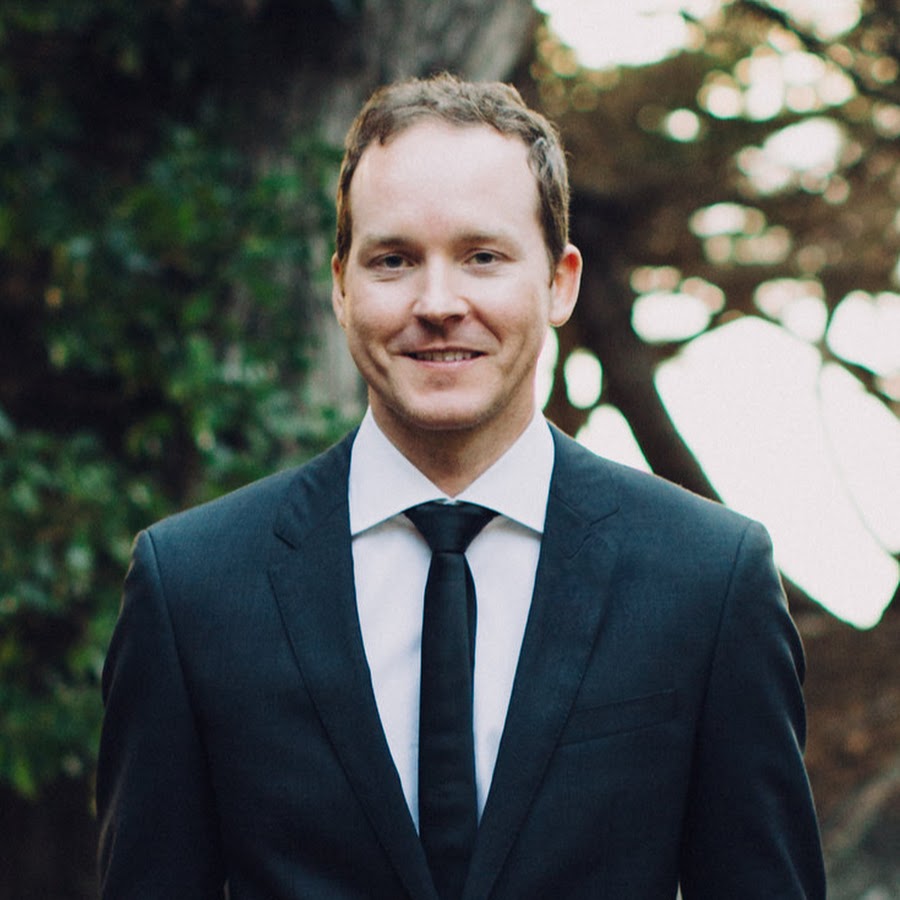 Scott McFarlane - YouTube