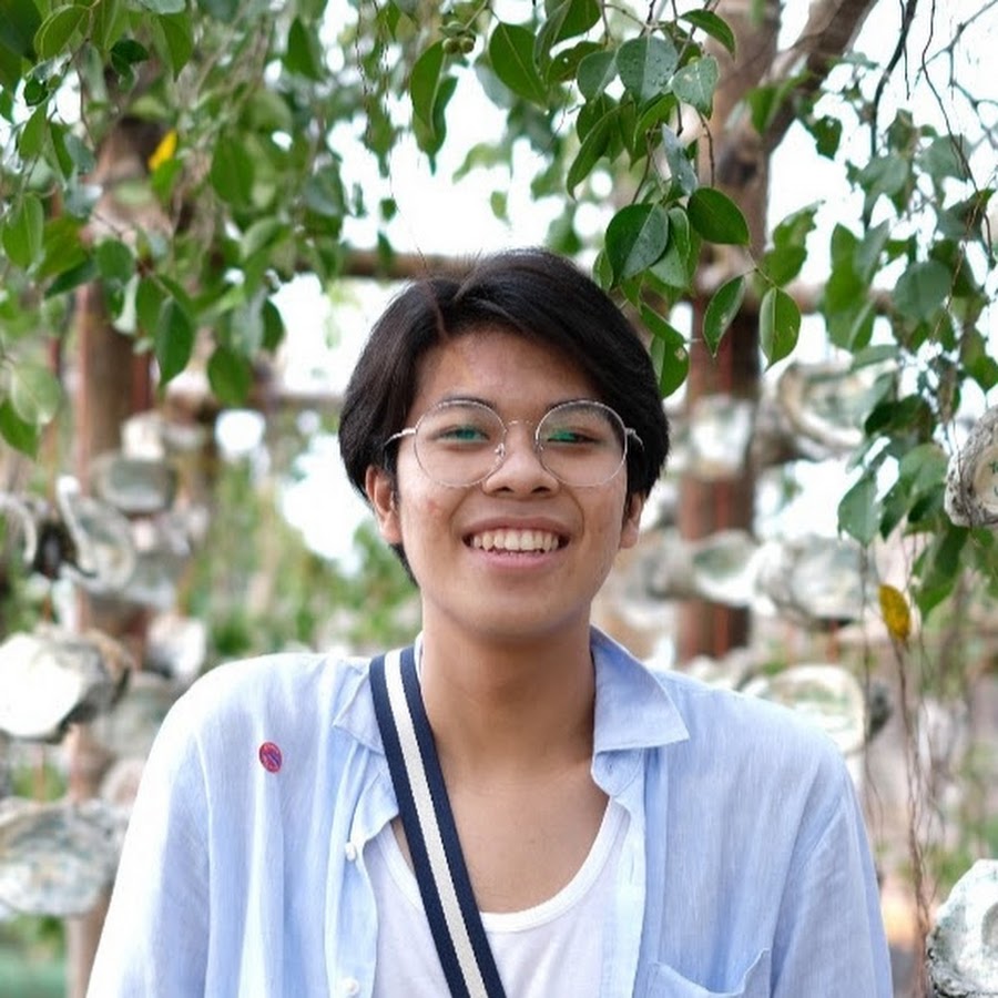 Chalothorn Yooyuen - YouTube