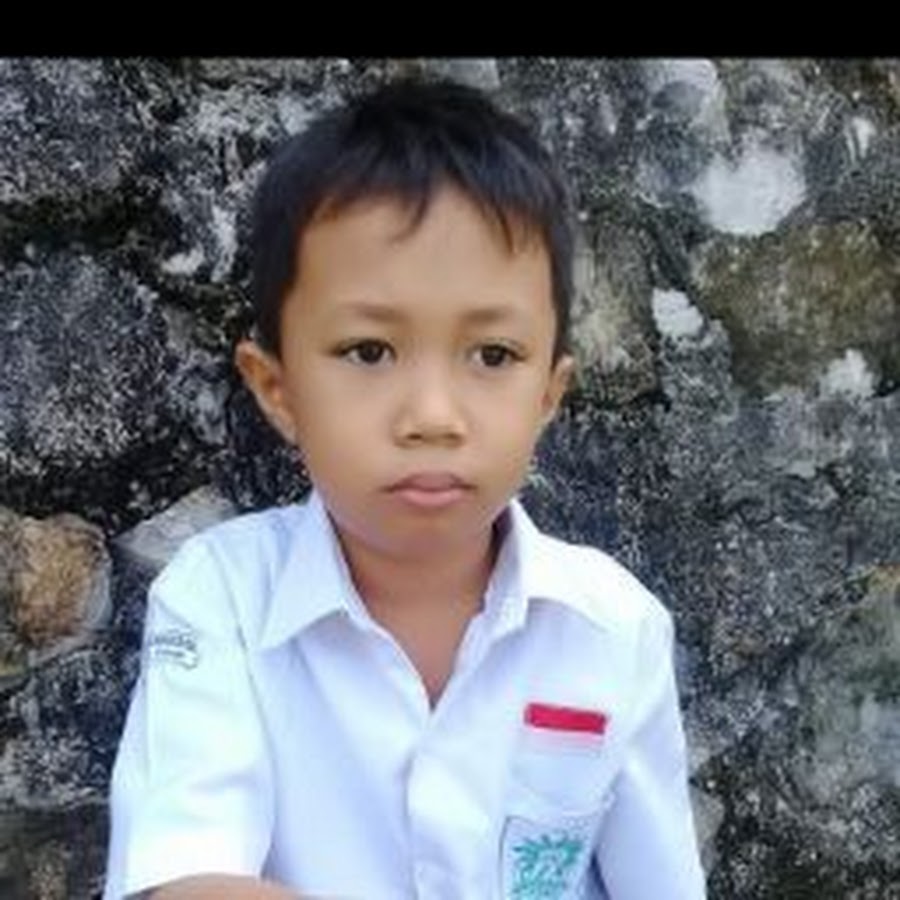 Kevin Saputra - YouTube