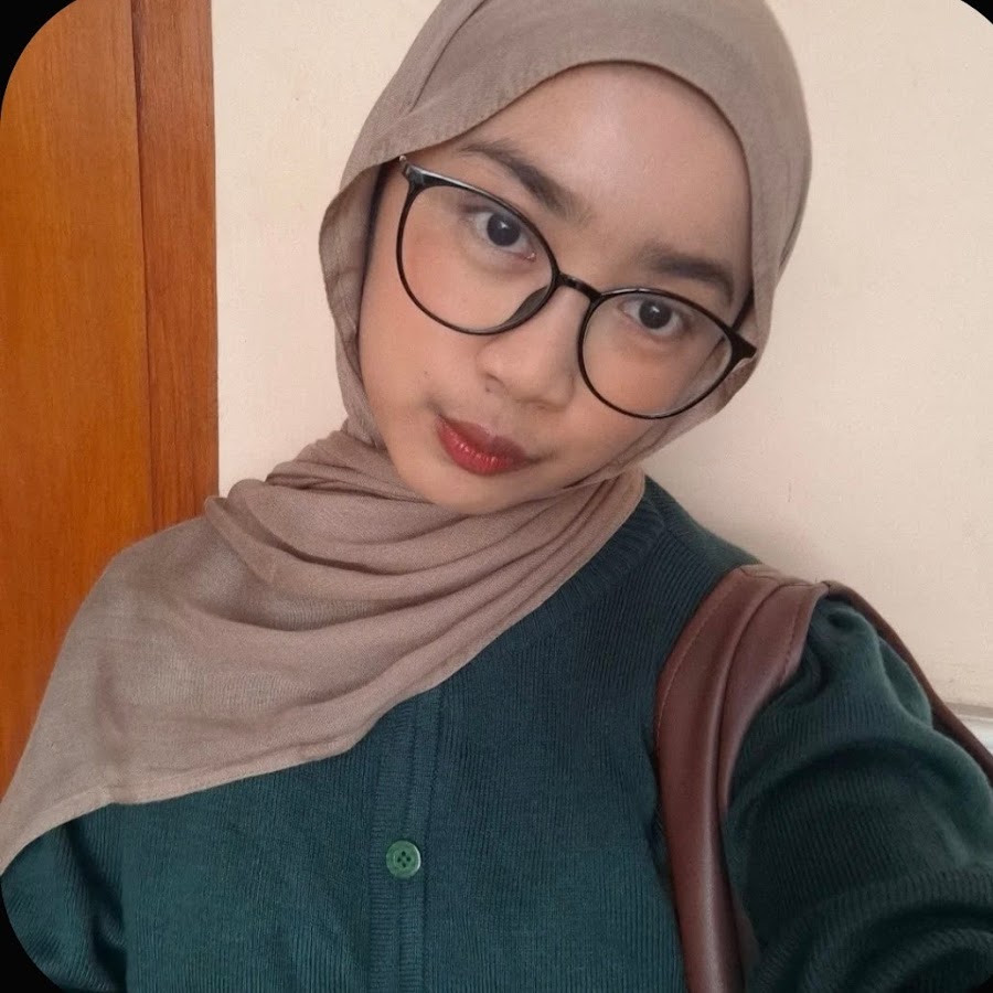 aurellia zahra - YouTube